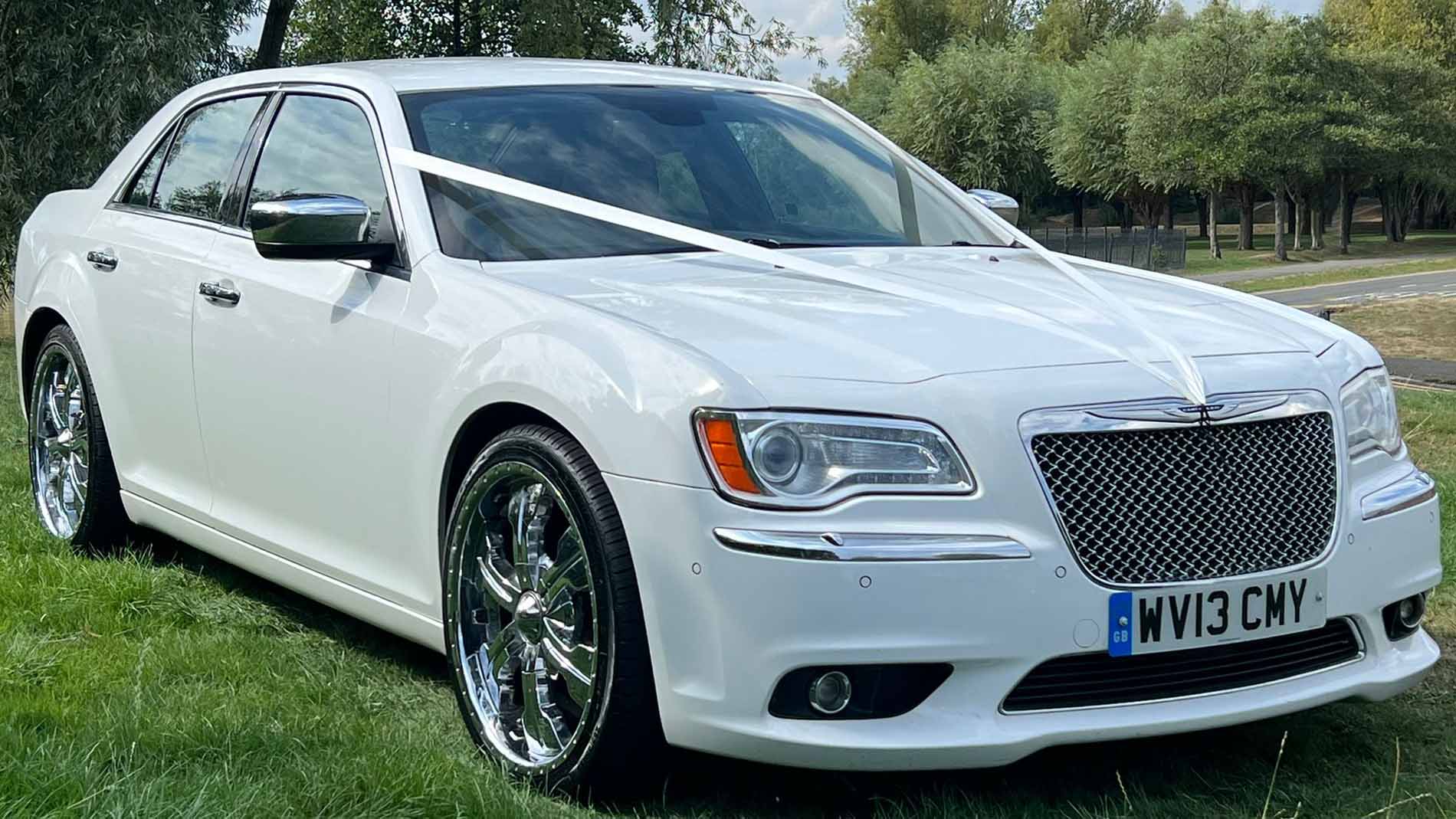 Luxurious and Modern Wedding Cars from Premier Carriage