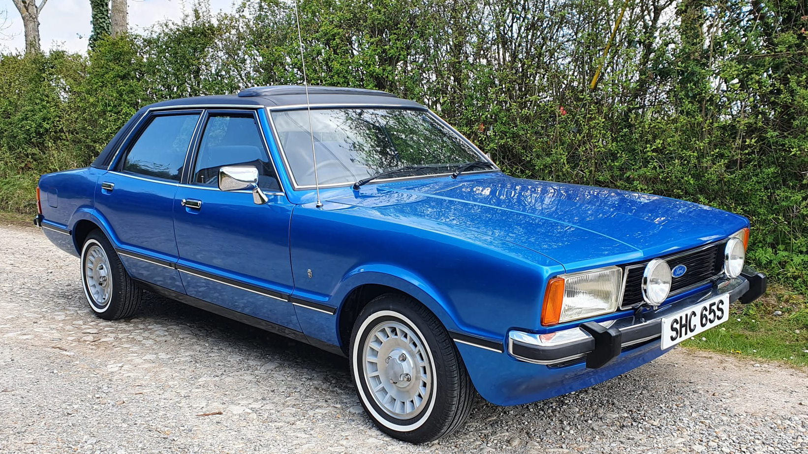 Blue Classic Ford Cortina Mk4 Ghia Wedding Car for Hire
