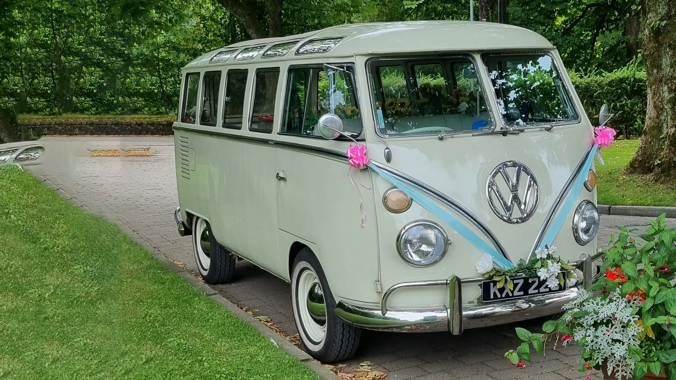 Volkswagen Splitscreen Campervan Samba with Open Roof