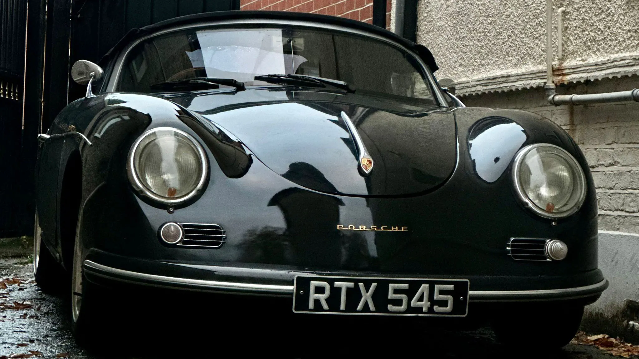 Classic Black Porsche Banham Speedster for Wedding Hire