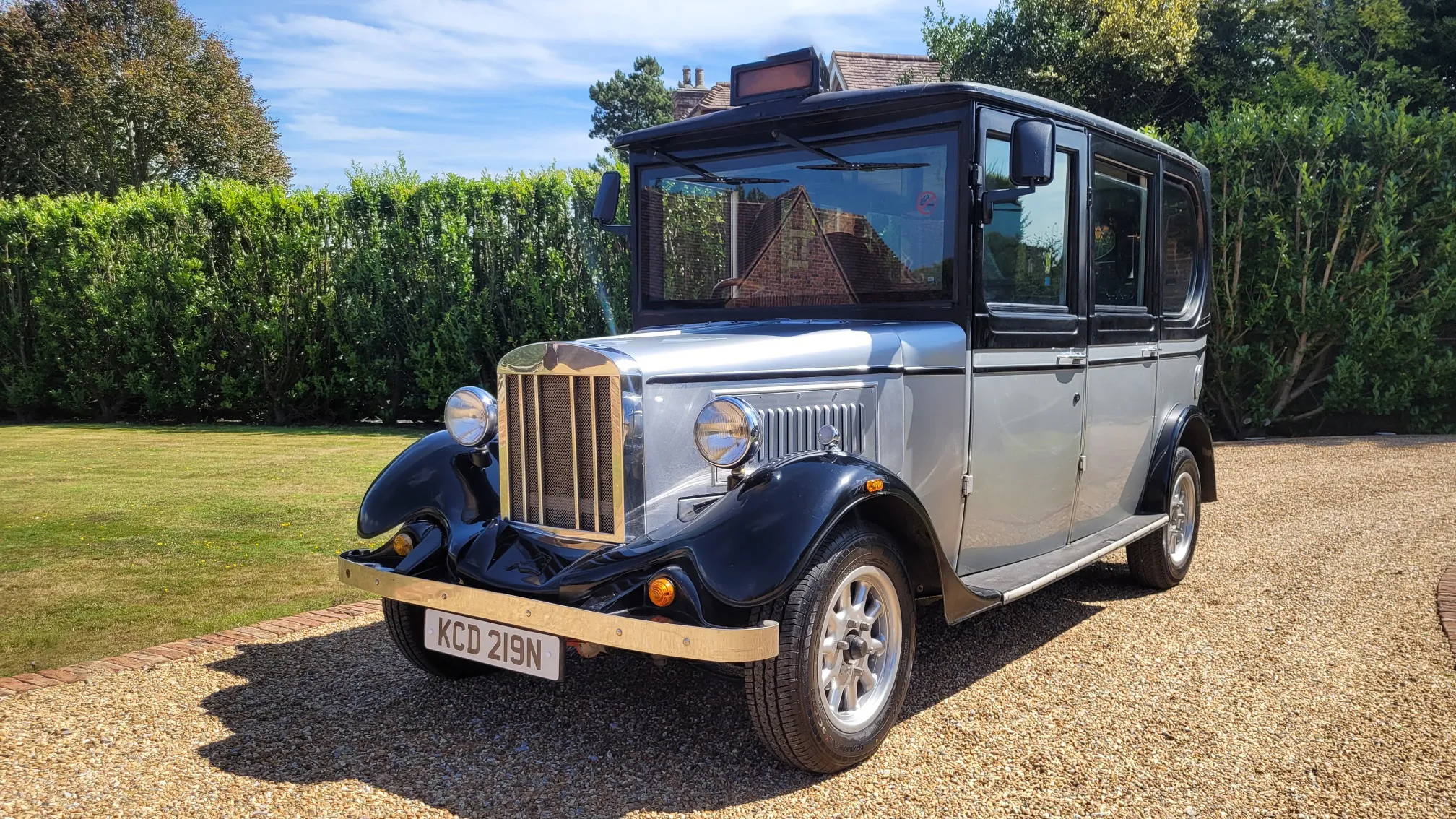 30s Vintage Style Asquith Taxi Wedding Transport Hire