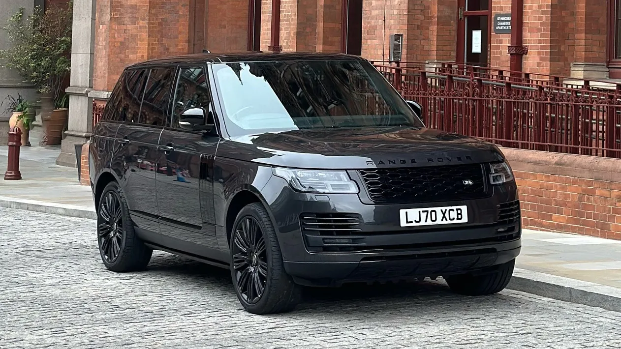 Hire Black Range Rover for your wedding