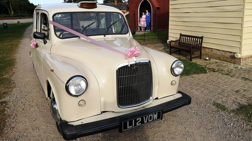 Classic Ivory Taxi Cab Convertible Wedding Car Hire Bedford & London