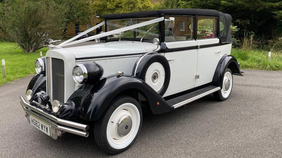 1930's Vintage Style Regent Landaulette Wedding Car Hire London