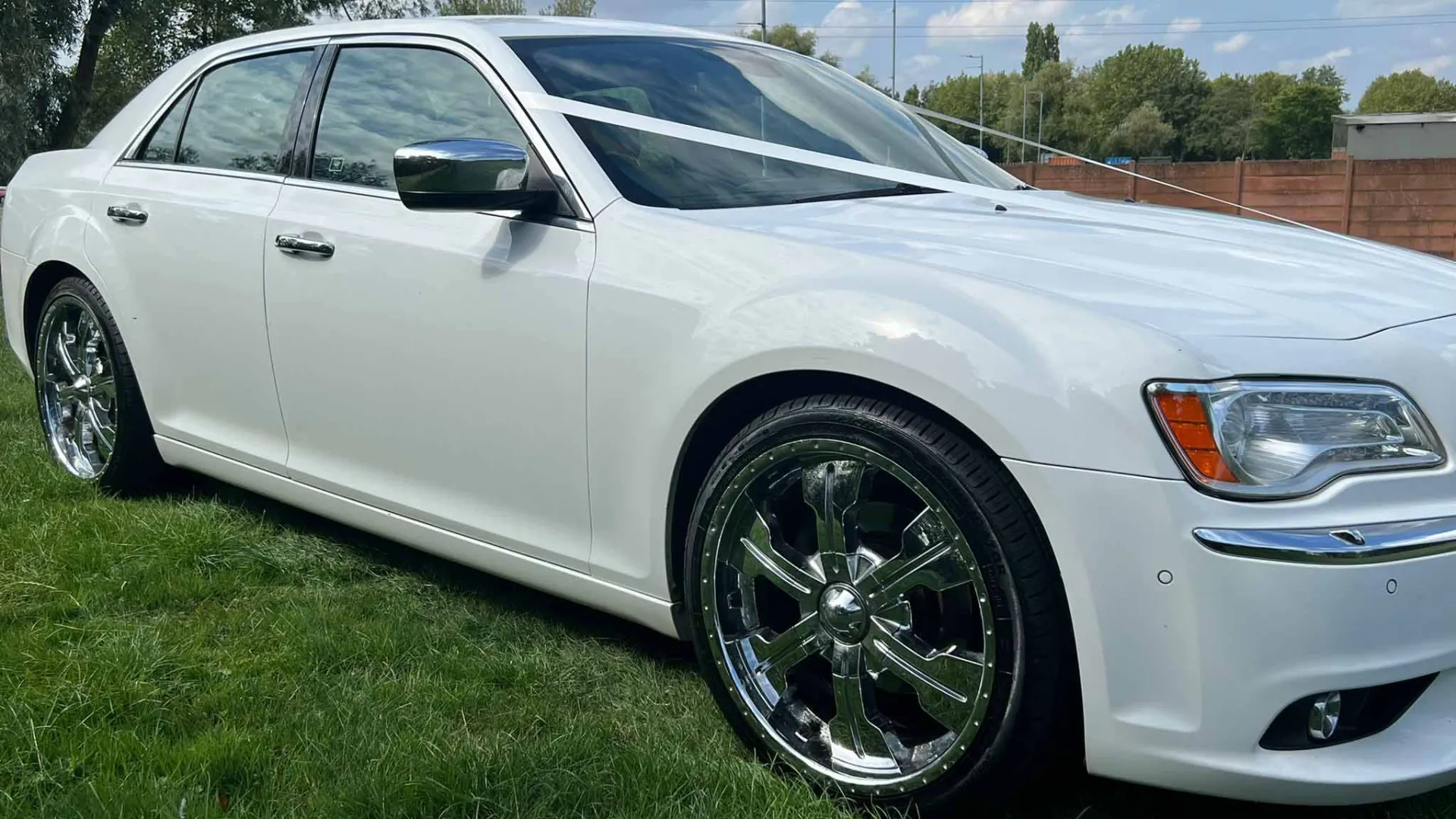 White Chrysler 300c Wedding Car Hire South Wales, Cardiff and Newport