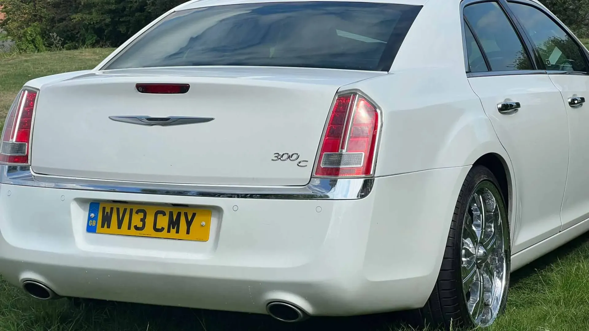 White Chrysler 300c Wedding Car Hire South Wales, Cardiff and Newport