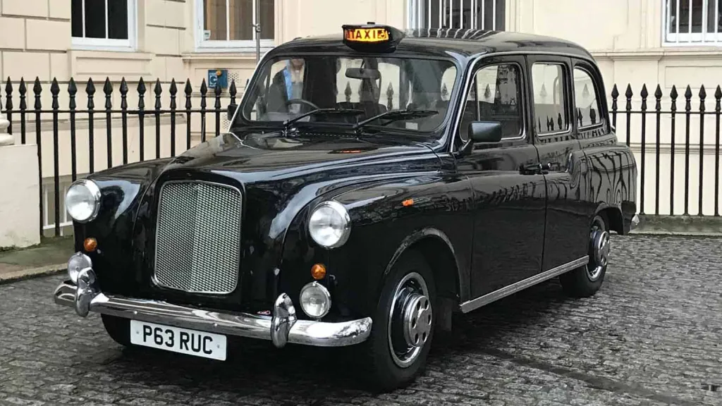 Classic Black London Fairway Taxi Cab available to hire in London