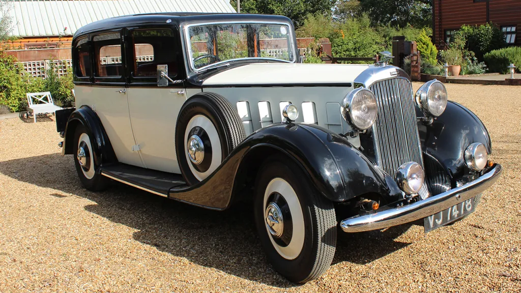 Vintage Humber Saloon Wedding Car hire hampton Court, London