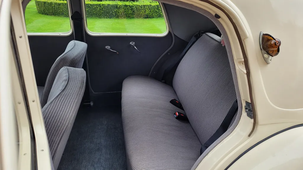 Classic French Citroen Traction Avant for Hire in Hampshire & Surrey